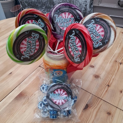 Wendy's Candies 4 X Giant Swirl Lollipops Strawberry and - Etsy UK