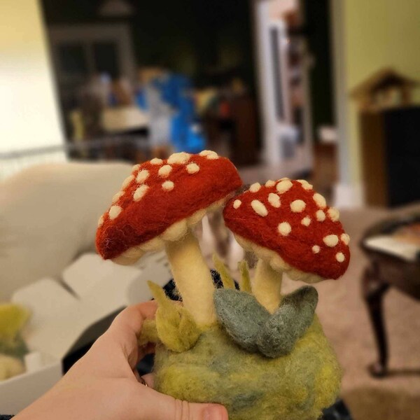 Forest Toadstools Mini Needle Felting Kit - Mushroom Nature Sculpture ...