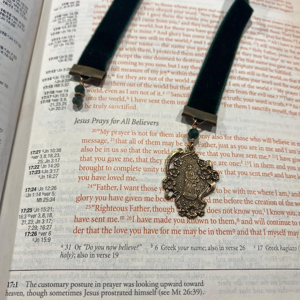 Holy Eucharist Monstrance Solid Bronze Necklace - Etsy