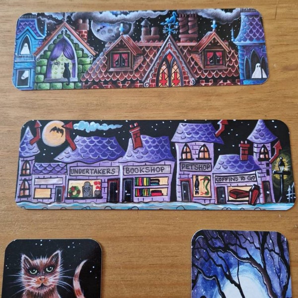 Ghost Pocket Hug, Handpainted Wooden Ghost With Red Heart, Spooky ...