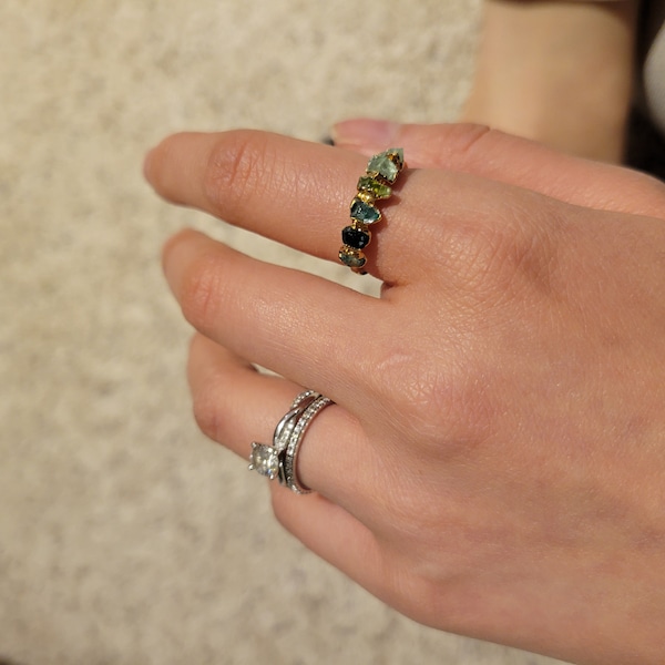 Ombre Ring, Green Stacking Ring, Unique Gemstone Ring, Raw Peridot ...