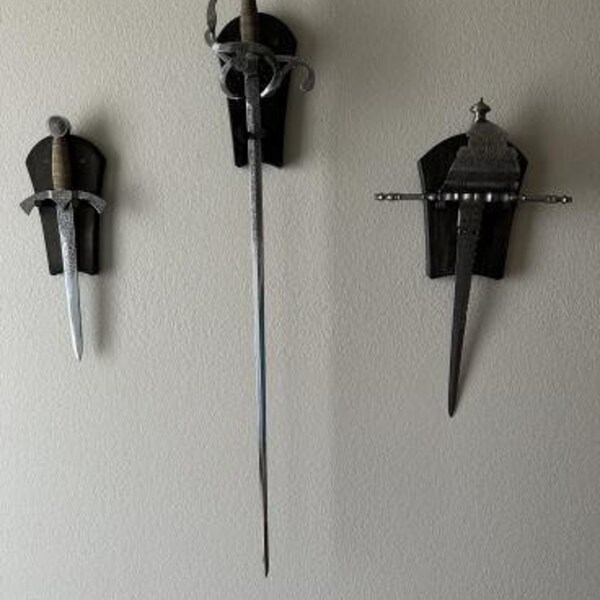 Rapier Specific Vertical Sword Display - Etsy