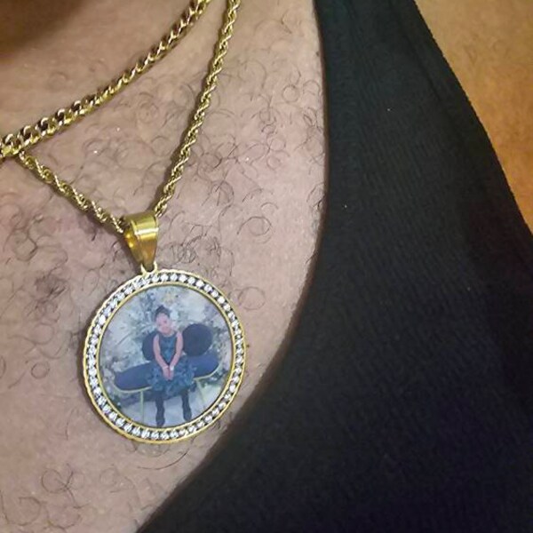 Customize Gold Round Memory Photo Pendant Necklace | Personalized ...