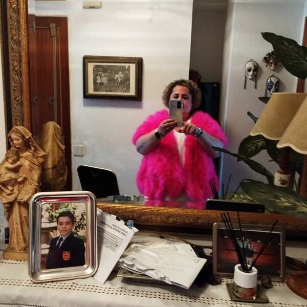 Purple Spotty Neck Frilly Neck, Jabot, Cravat, Victorian, Ruffle Neck ...