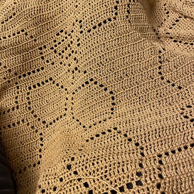 Filet Crochet Blanket Pattern Bee Blanket Crochet Pattern Filet Blanket ...