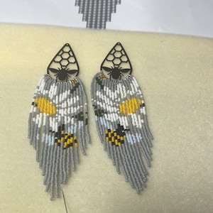 Howling Wolf Full Moon Seed Bead Earring Pattern Brick Stitch - Etsy