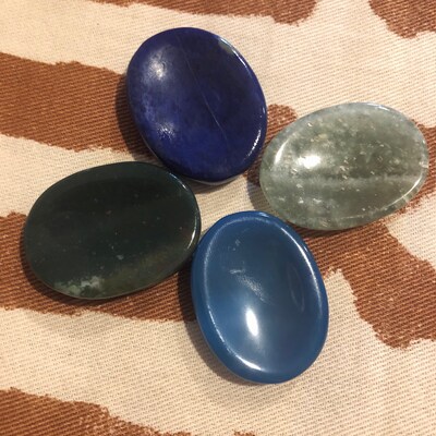 BLUE ONYX Worry Stone Natural Stone Hand Carved Gemstone Worry Stone - Etsy