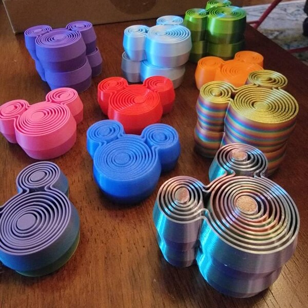 3D Printed Stretchy Springy Tri-color Candy Corn Fidget Toy |add to ...