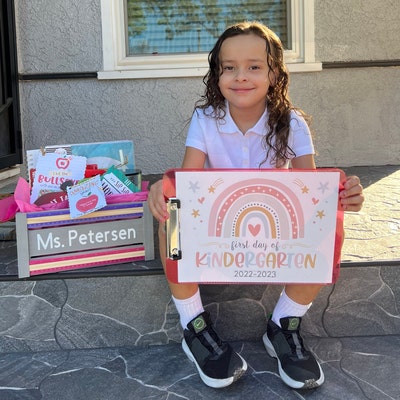 Boho Rainbow First Day of Kindergarten Sign Printable Girl Back to ...