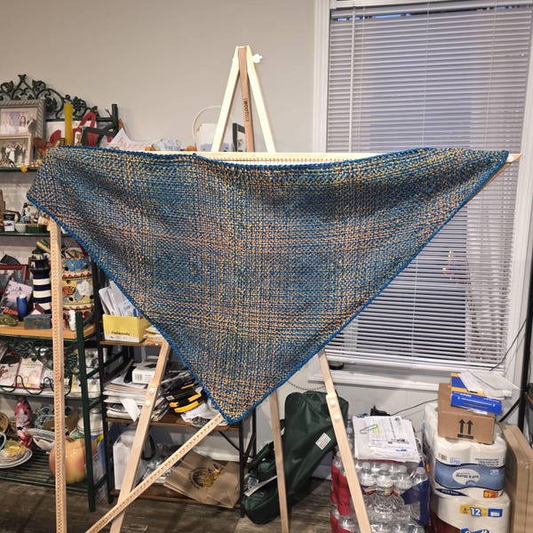 3 Ft RG Triangle Weaving Loom, Regular Gauge, Shawl Loom - Etsy