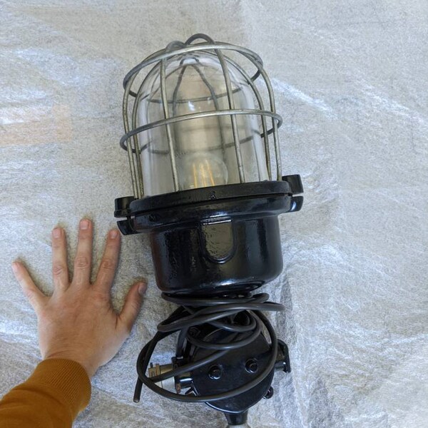 Vintage Industrial 4 Arm Work Lamp by EDL, Rustic Green 1950s Machinist ...