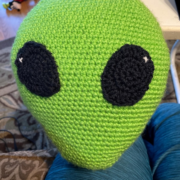 Crochet Alien Cushion Pattern Crochet Pillow Beginner Alien Pattern ...