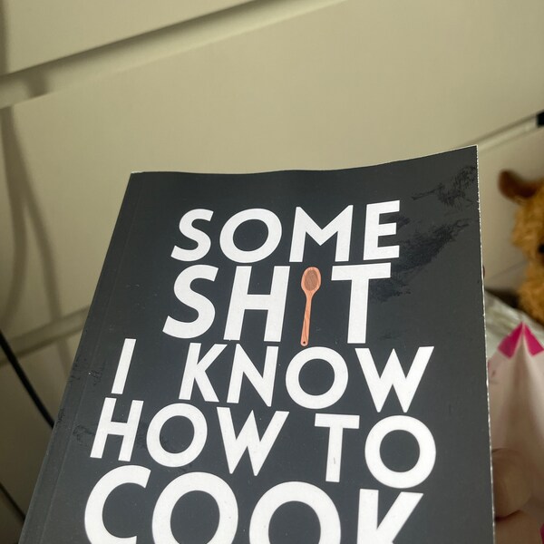 Simple White A5 Workout Planner Logbook - 150 Pages - Achieve Fitness ...