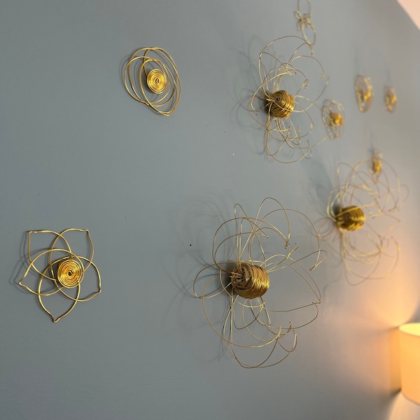 Home Decor. Wire Art, Wall Decor. A Set of Extra Small 6 Flowers. Black ...