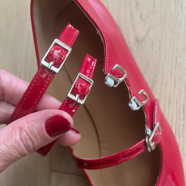 Women Retro Style Round Toe Three Straps Mary Jane Heels | Classic Red ...