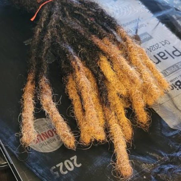 Tiny Microloc Extensions 0.2cm 8" With Curly Tips 100 Locs per Bundle ...
