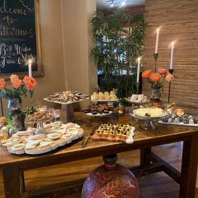 Cream and Olive green Marbled Oreos safari Themed Oh Baby - Etsy