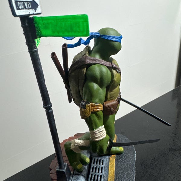 Captain Lyra Figure Statue 3D Printed Great Gift for Collectors ...