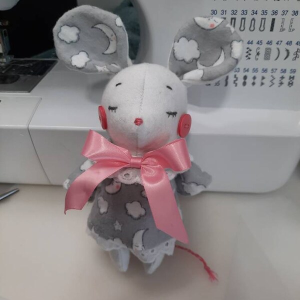 Mama and Baby Mouse Sewing Pattern and Tutorial. 7" Tall ( 18 Cm ) With ...
