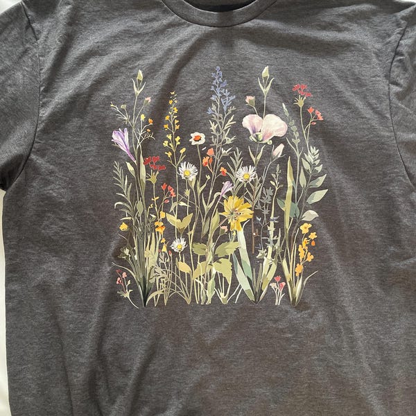 Wildflowers T-shirt, Vintage Botanical Tee, Floral Nature T-shirt ...