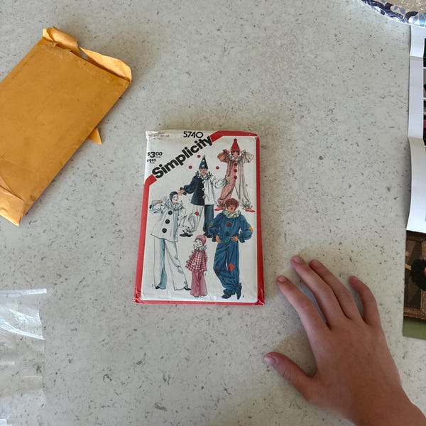 Misses Eight Panel Skirt, Bucket Hat, Kwik 3987 Sewing Pattern, Length ...