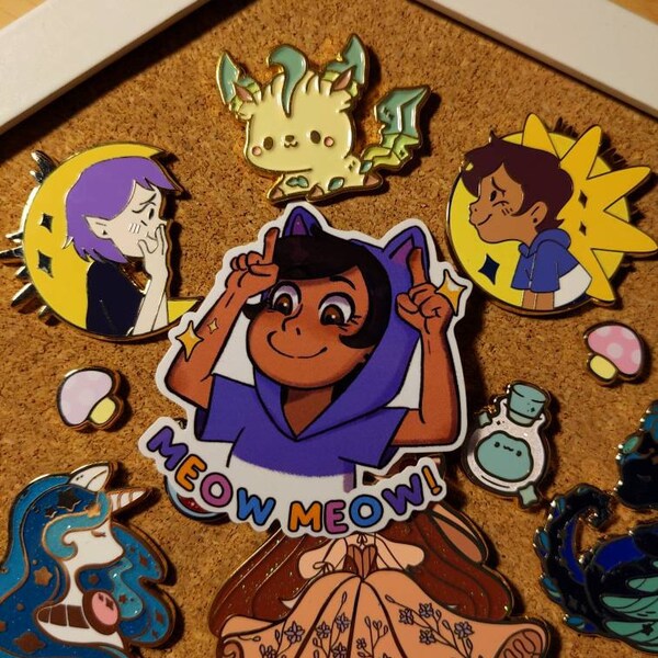 The Owl House Gold Enamel Pin | Lumity Luz Noceda & Amity Blight Hug - Etsy