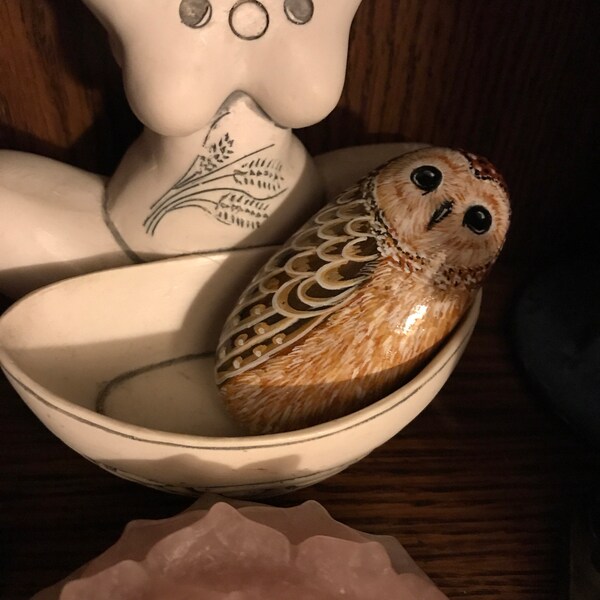 Cute Owl Painted Rock Art, Unique Owl Gifts and Room Decor, Painted ...