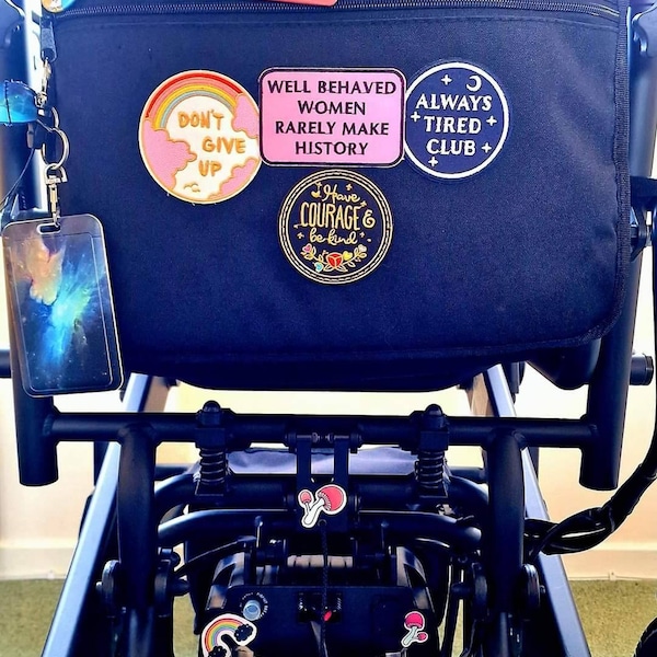 Round Popular Patches 6 DIFFERENT DESIGNS Embroidered Sew on / Iron on ...