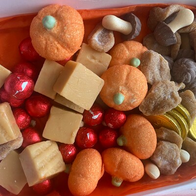 Christmas Eve Sweet Box Christmas Selection Box Sweet Treats Christmas ...