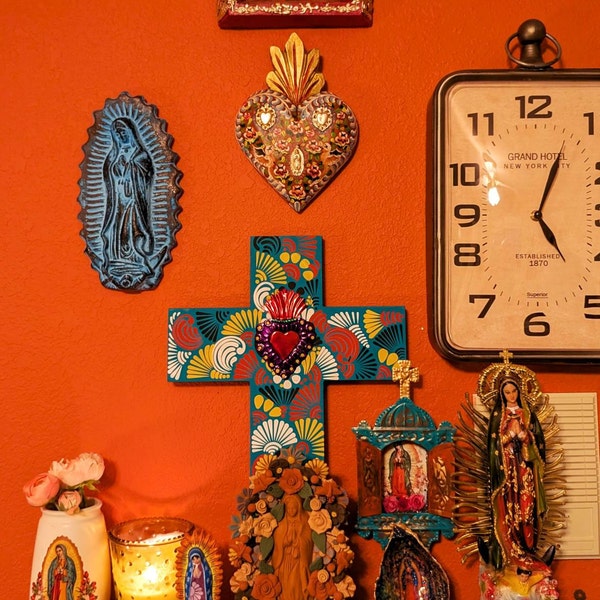 Sacred Heart Mexican Folk Art Mirror, 15"x17" - Etsy