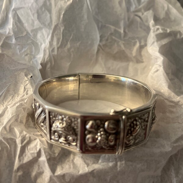 Large Herbert & Esther HE Cellicion Zuni Knifewing Inlay Cuff Bracelet ...