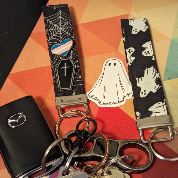 New Halloween Skeleton Key Fob Collection - Skulls Wristlets - Bones ...