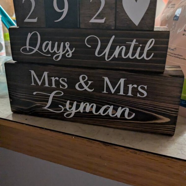 Engagement Gift - Wedding Countdown Blocks - Days Until/years as Custom Mr and Mrs Gift for the ...