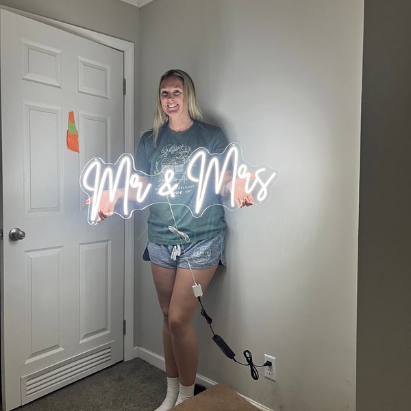 Mr & Mrs Custom Neon Sign, Wedding Decor, Personalized Gifts, Neon Light Wedding Gifts, Wedding ...