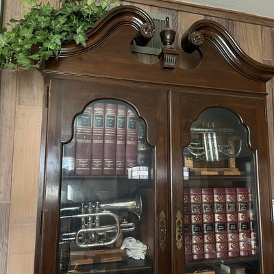 Horizontal Trumpet Display Stand - Etsy