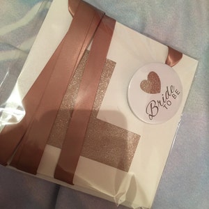Rose Gold Hen Party Glitter L Plate and Bride to Be Badge. Rose Gold ...