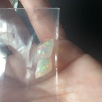 Natural 5 Carats Round Snow Opal Opal With Full Fire Round - Etsy