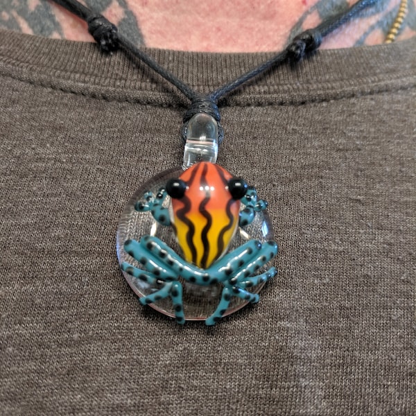 1 Piece - Custom Made Sunburst Poison Tree Frog Glass Pendant Critters ...
