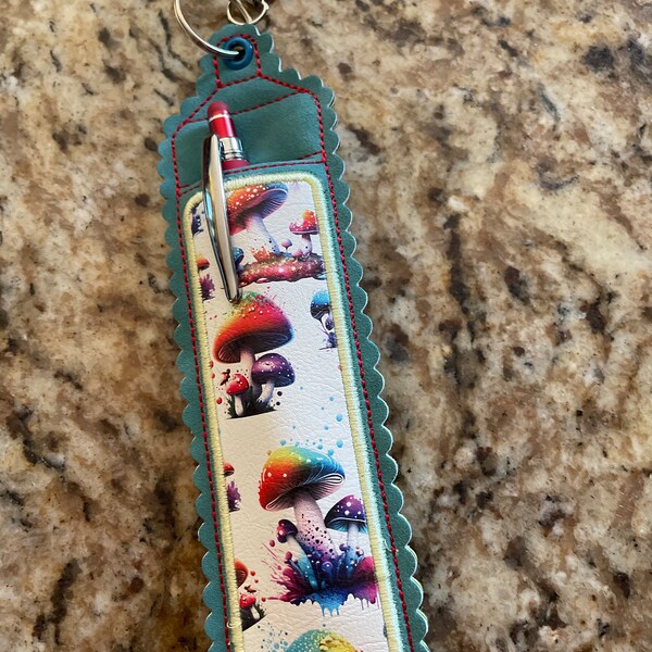 Bat Keychain, Goth Keychain, Bath Key Holder, Halloween Keychain ...