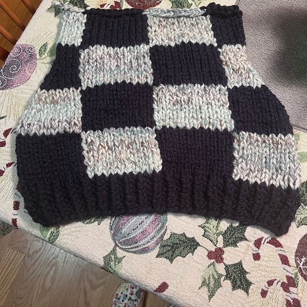 The Vibe Check Vest Pattern (super Chunky Polo Neck Sweater Vest) - Etsy