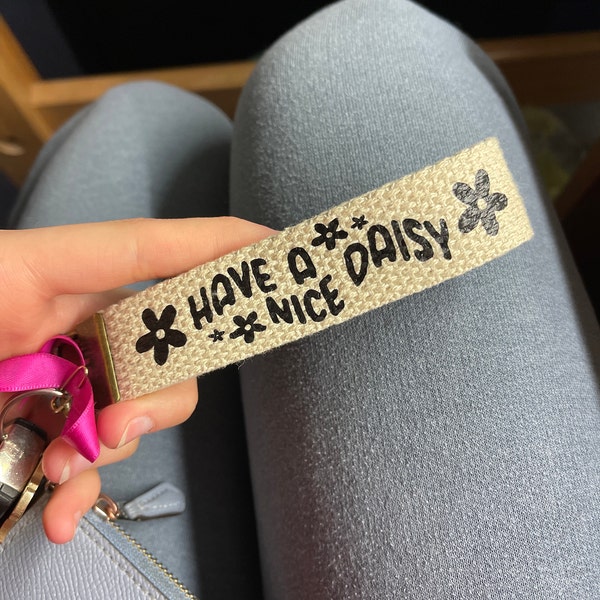 Daisy Keychain Wristlet / Key Fob / Have a Nice Daisy Keychain / Key ...