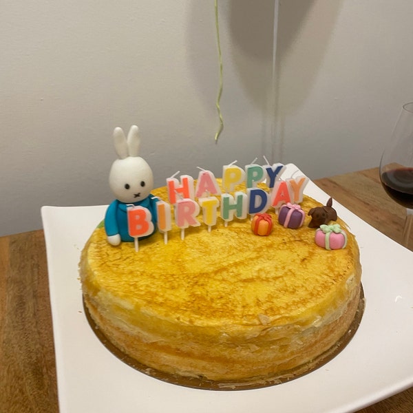 Miffy Cake Topper Fondant mit Luftballon und Geschenken Bundle, süße ...