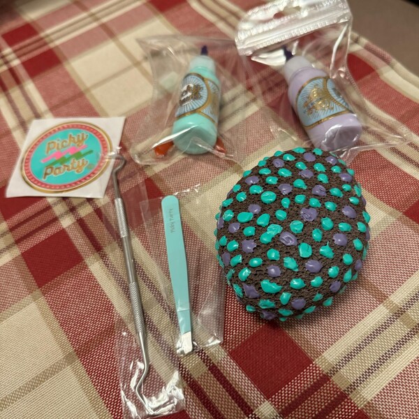 Picky Party® Sensory Picking Stone Purple and Caribbean Blue (tweezer ...