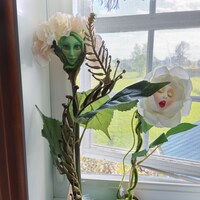 Alice in Wonderland non Talking Flowers white Rabbit Character Series ...
