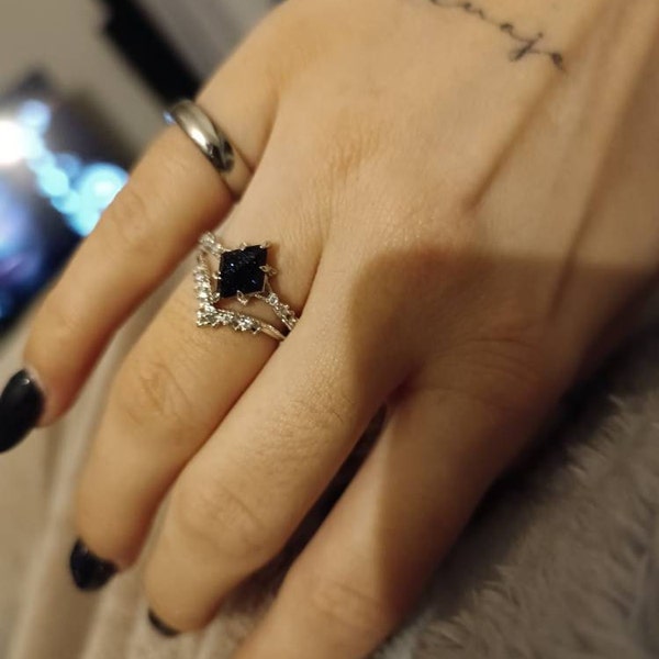 Acotar Officially Licensed, High Lady of the Night Court Ring, Feyre ...