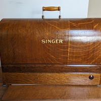 SINGER Sewing Machine Tiger Wood Bentwood Carrying Case for 15 15-91 ...