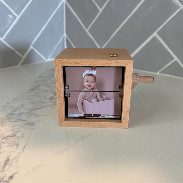 Personalized Wooden Music Box Tree Design for Mother Birthday Custom ...