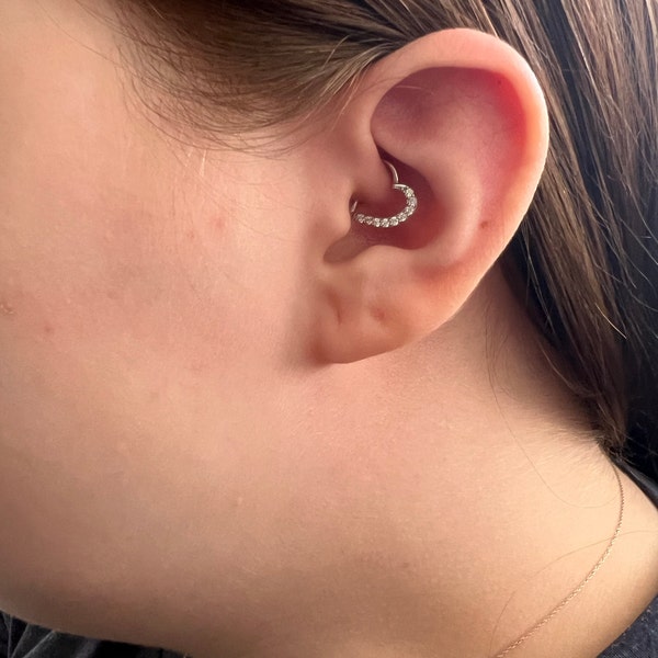 16G 14K Solid Gold Heart Shaped Daith Earrings/cartilage Earrings/daith ...
