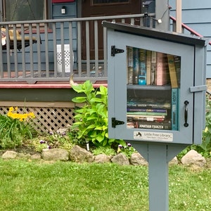 LITTLE FREE LIBRARY® Post and Topper Kit Amish Crafted - Etsy