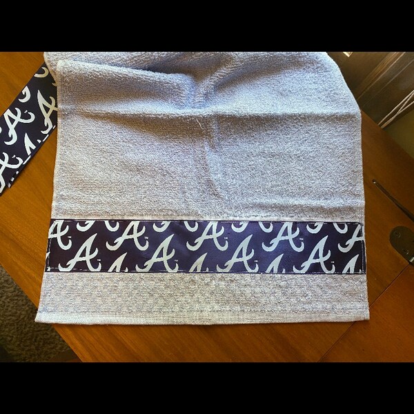 Offray MLB Atlanta Braves Fabric Ribbon, 2-1/2-inch by 9-feet, Blue ...